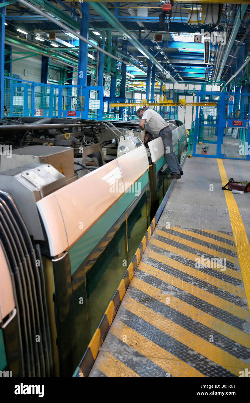 Train maintenance -Fotos und -Bildmaterial in hoher Auflösung – Alamy