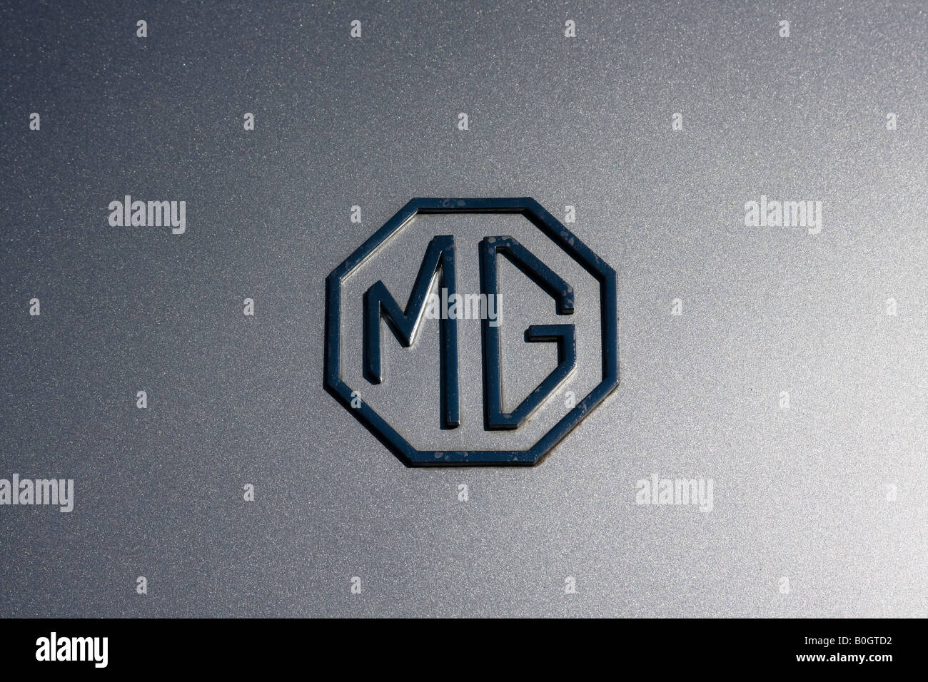 Mg auto zeichen -Fotos und -Bildmaterial in hoher Auflösung – Alamy