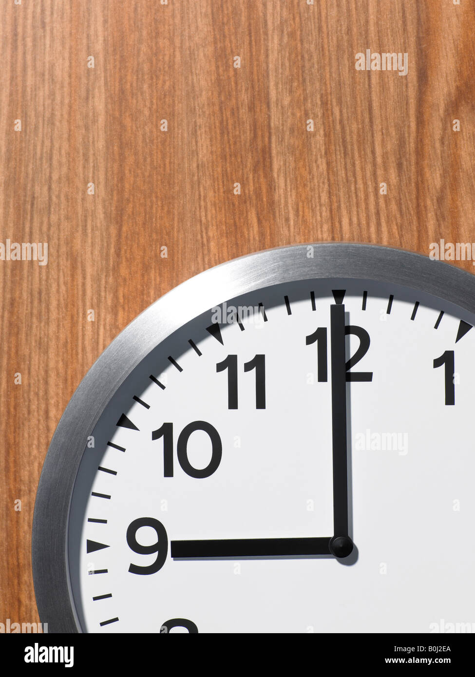 Neun uhr -Fotos und -Bildmaterial in hoher Auflösung – Alamy