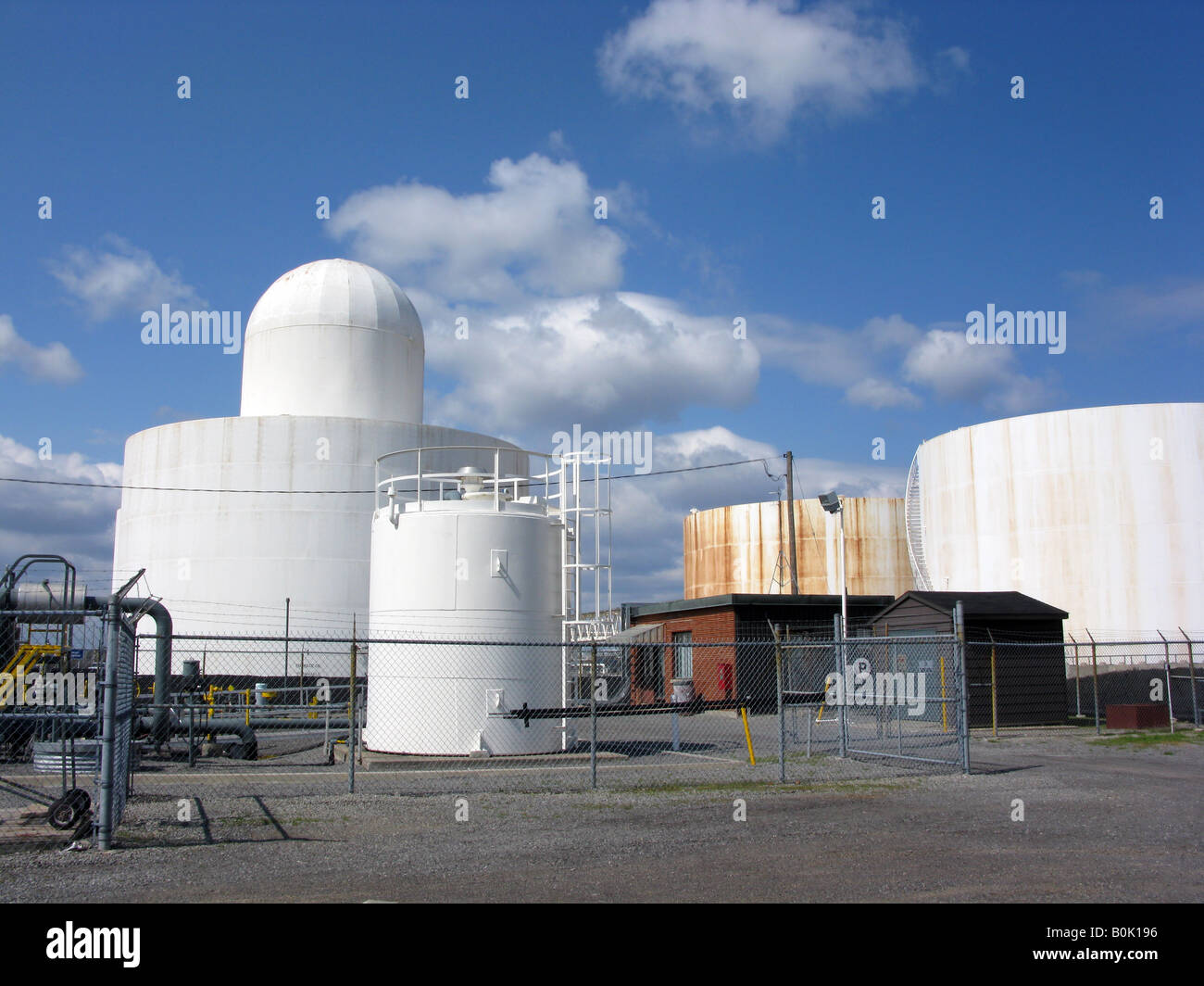 Benzin und Öl Lagerung Distribution Terminal Stockfotografie - Alamy