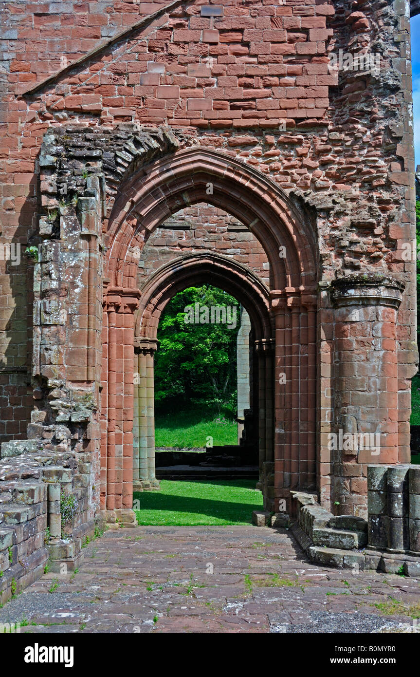 Spitzer oder ogivaler bogen -Fotos und -Bildmaterial in hoher Auflösung ...