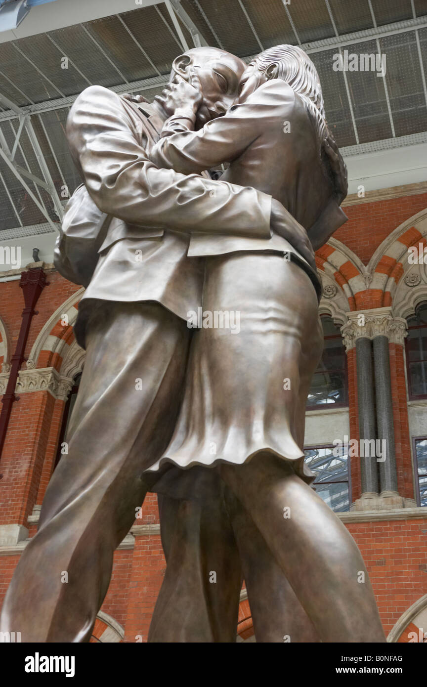 Die treffpunktstatue -Fotos und -Bildmaterial in hoher Auflösung – Alamy