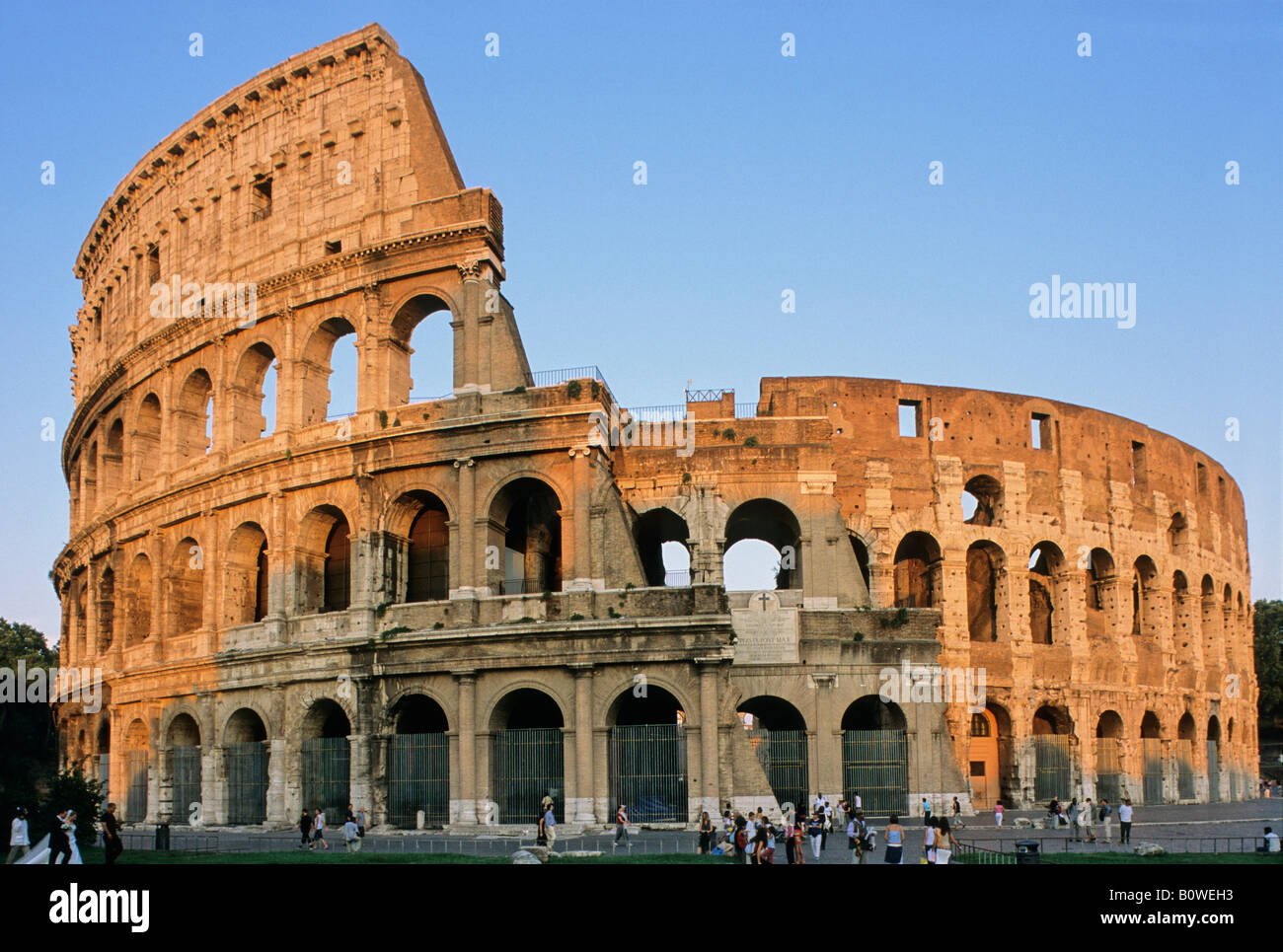 Colosseum antike -Fotos und -Bildmaterial in hoher Auflösung – Alamy