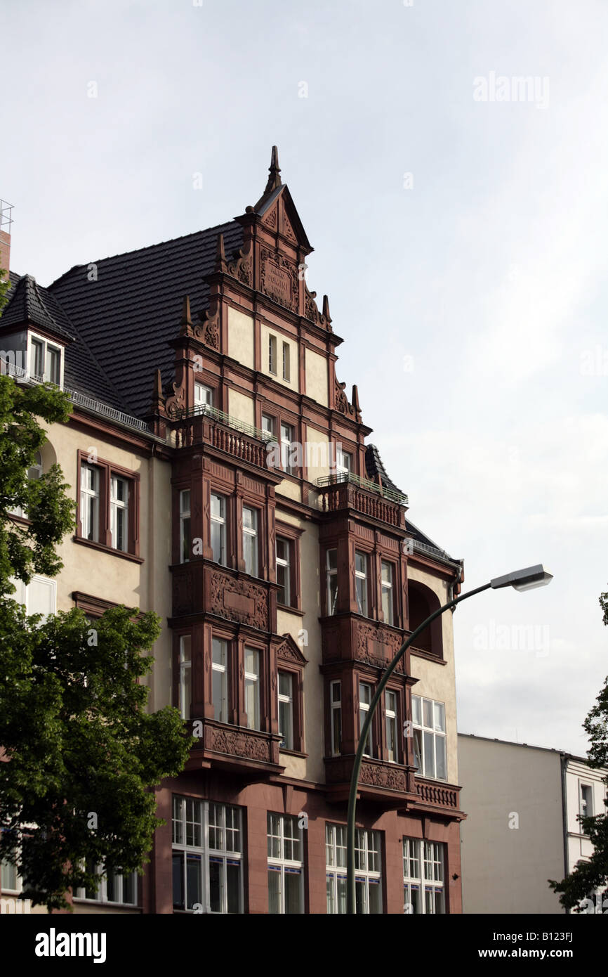 Ost berlin wohnblock -Fotos und -Bildmaterial in hoher Auflösung – Alamy