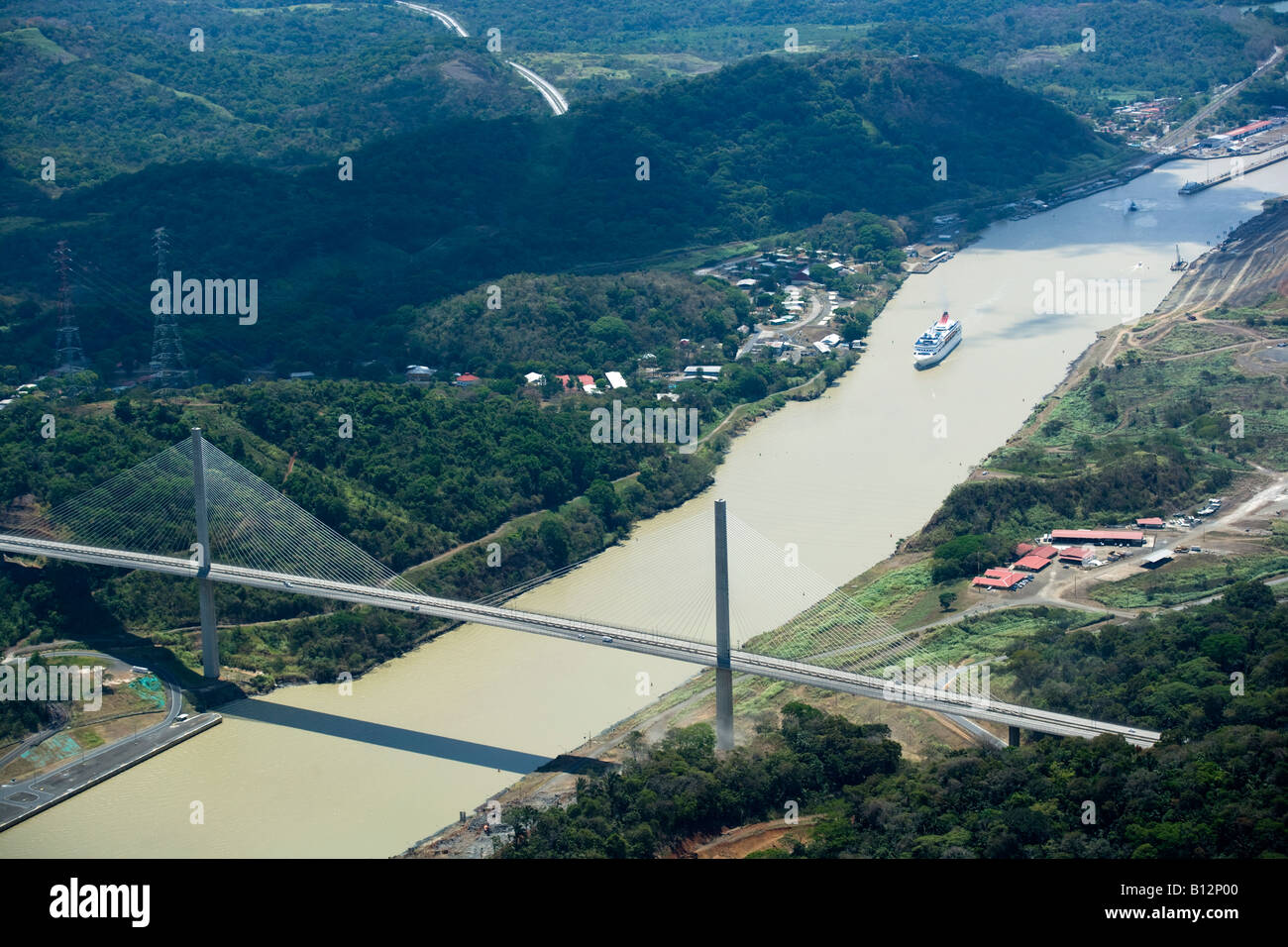 Centenario brücke -Fotos und -Bildmaterial in hoher Auflösung – Alamy