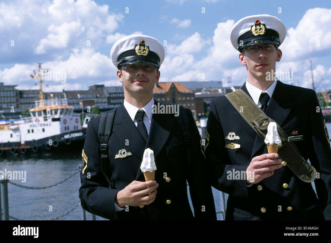 Matrose matrosen matrosen matrosen -Fotos und -Bildmaterial in hoher ...