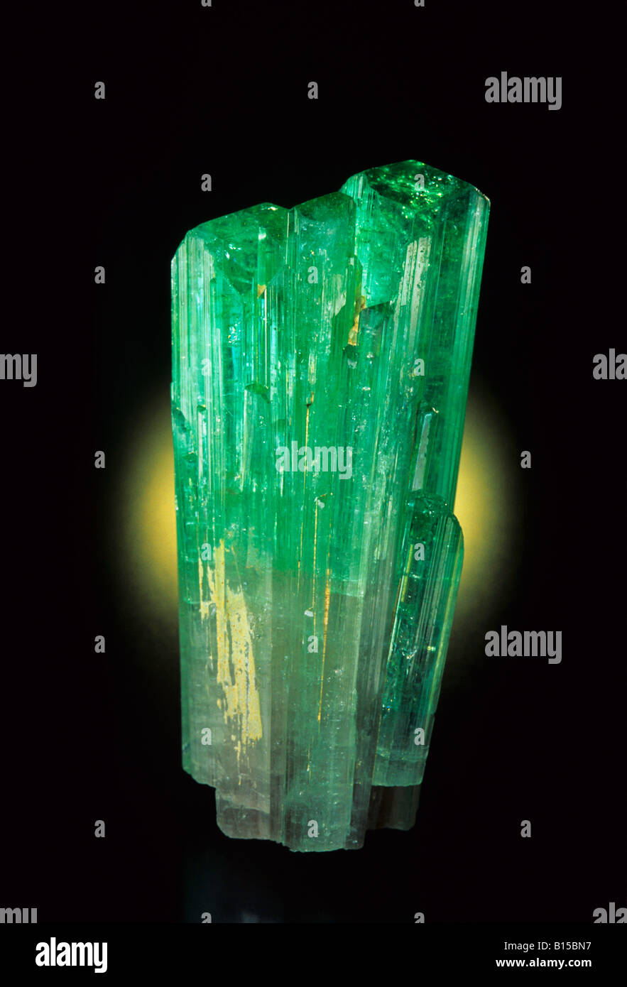 Turmalin fotos -Fotos und -Bildmaterial in hoher Auflösung – Alamy