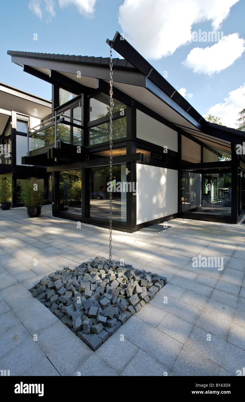 Ein Huf House (Deutsch: Huf Haus) Musterhaus in Cobham, Surrey; die HQ ...