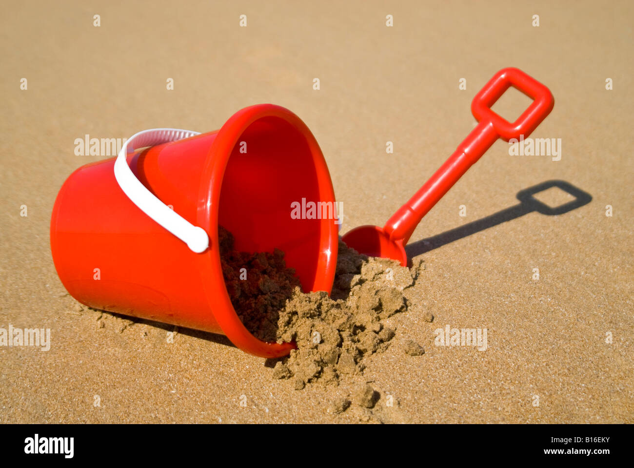 Sonnenschein und sandburgen -Fotos und -Bildmaterial in hoher Auflösung ...