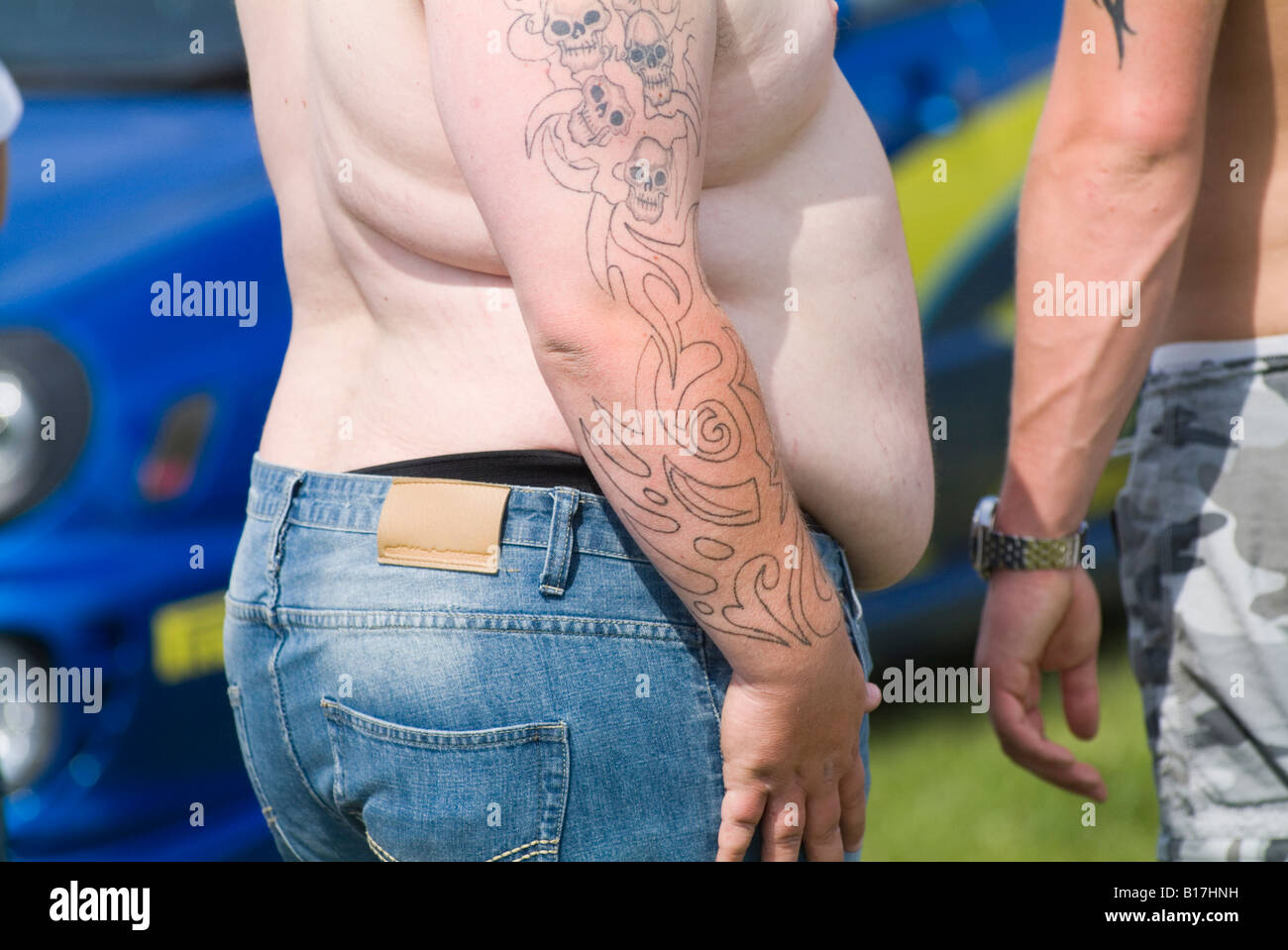 Bierbauch mann -Fotos und -Bildmaterial in hoher Auflösung – Alamy