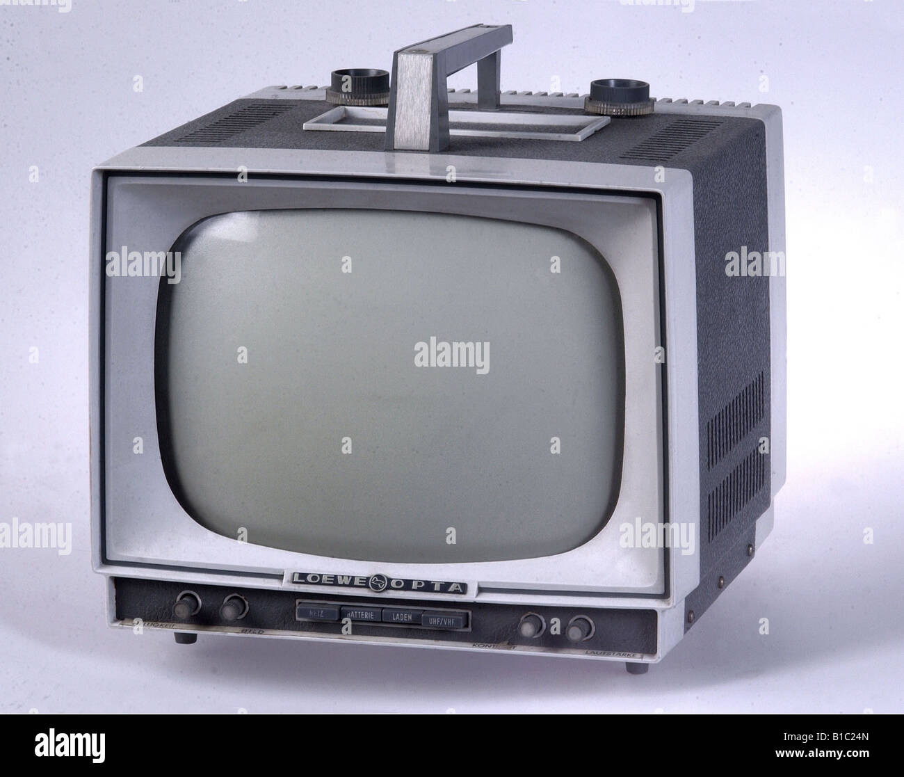 Television set loewe opta -Fotos und -Bildmaterial in hoher Auflösung ...