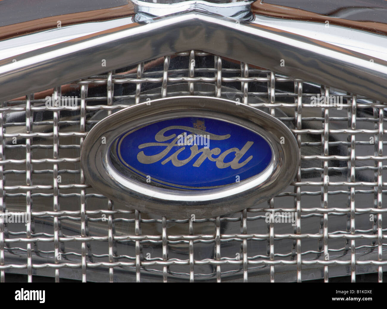 Oldtimer logo -Fotos und -Bildmaterial in hoher Auflösung – Alamy