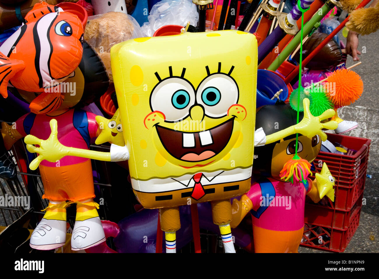 SpongeBob SquarePants Ballon Straße Getränkestand. Grand Old Day Street ...