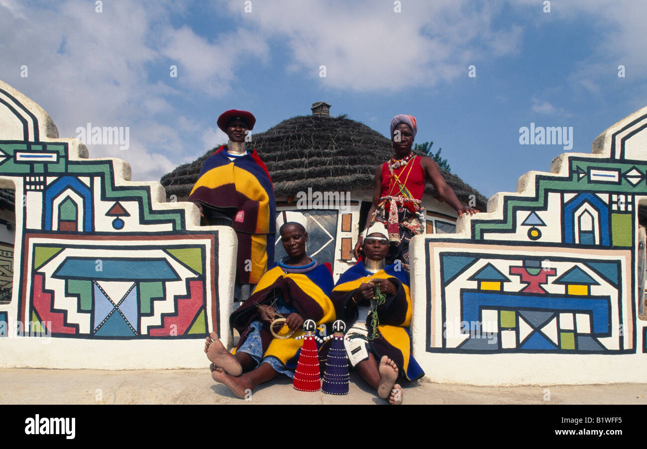 Ndebele women -Fotos und -Bildmaterial in hoher Auflösung – Alamy