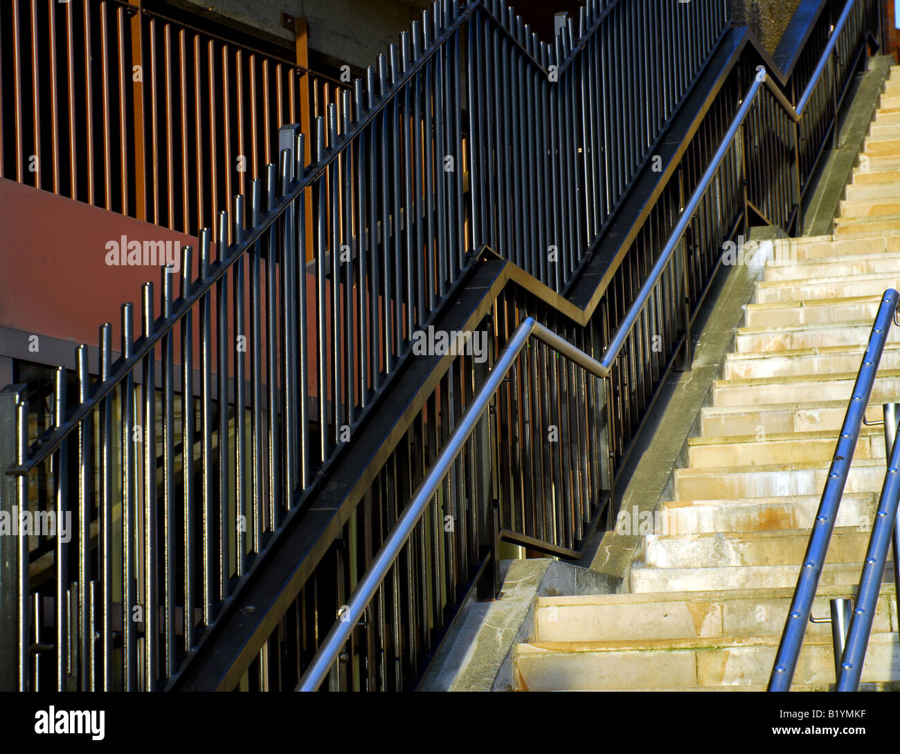 Interessante treppen -Fotos und -Bildmaterial in hoher Auflösung – Alamy