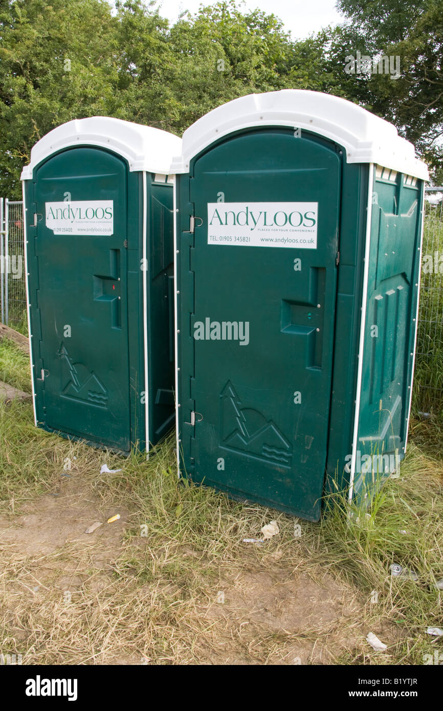 Glastonbury festival toilets -Fotos und -Bildmaterial in hoher ...