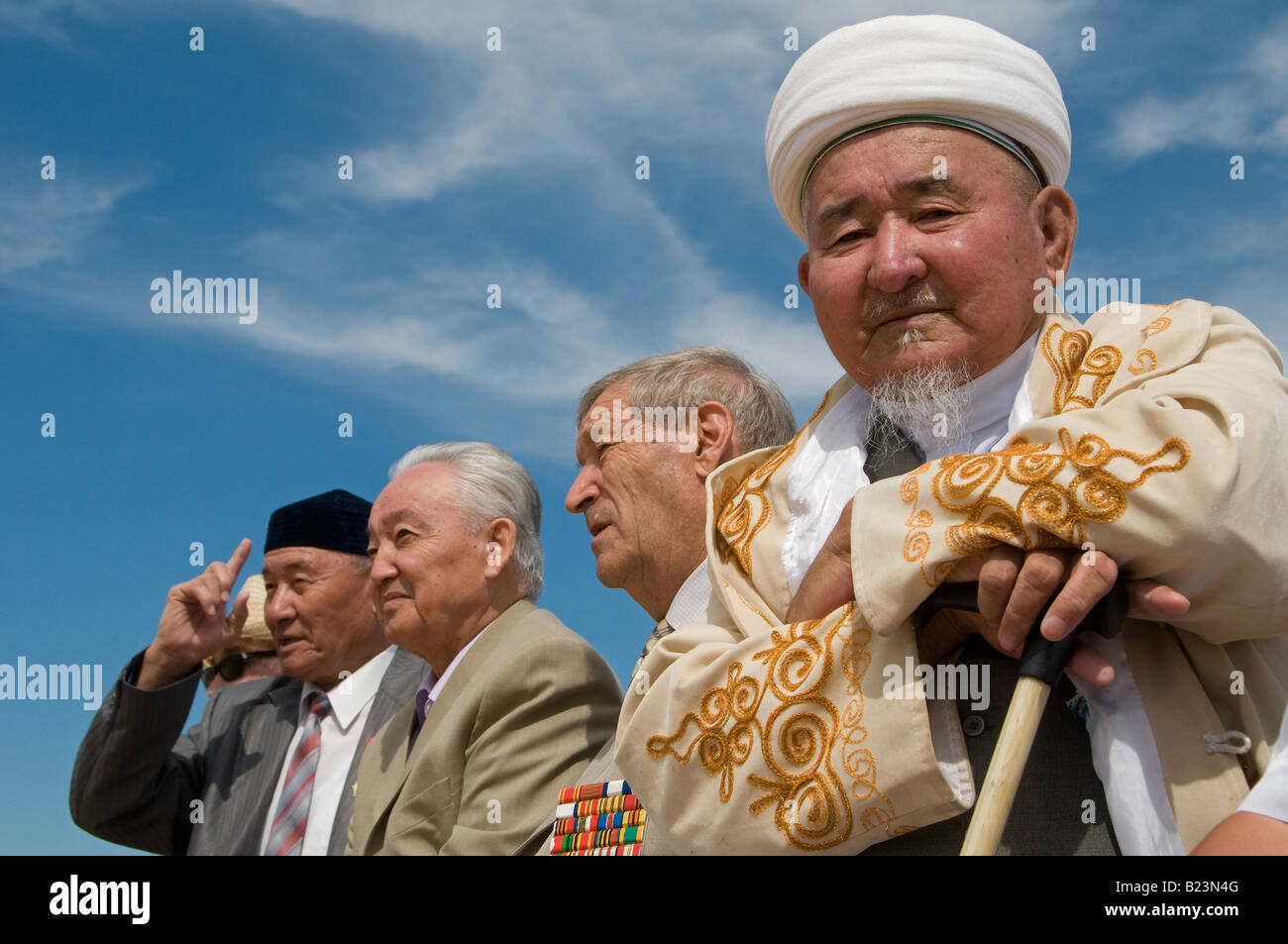 Ältere einheimische Kasachen in Kasachstan Stockfotografie - Alamy