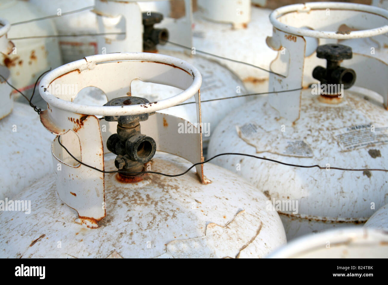 Propane tanks -Fotos und -Bildmaterial in hoher Auflösung – Alamy