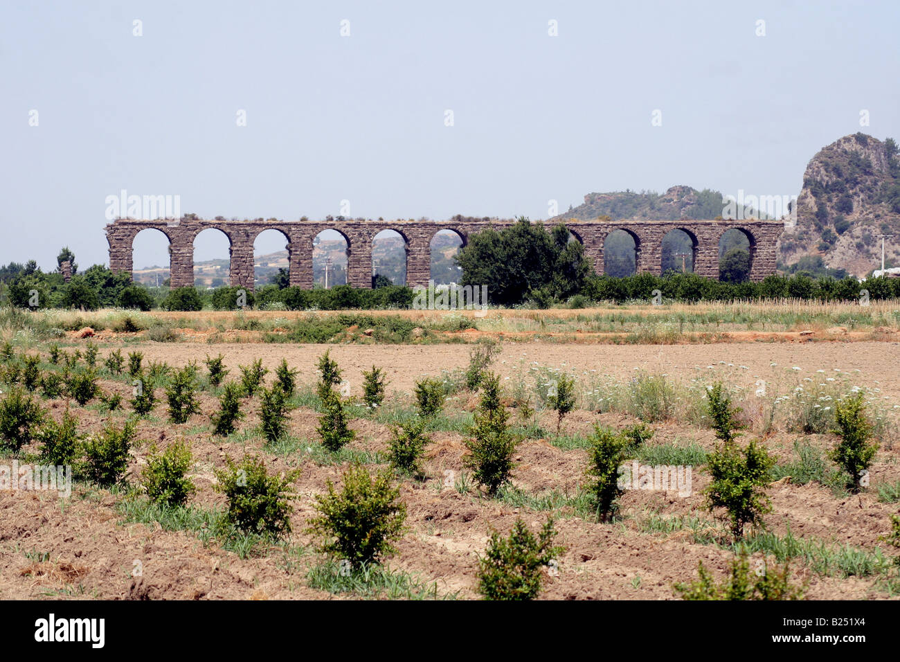Aquädukt Siphon Stockfotos und -bilder Kaufen - Alamy