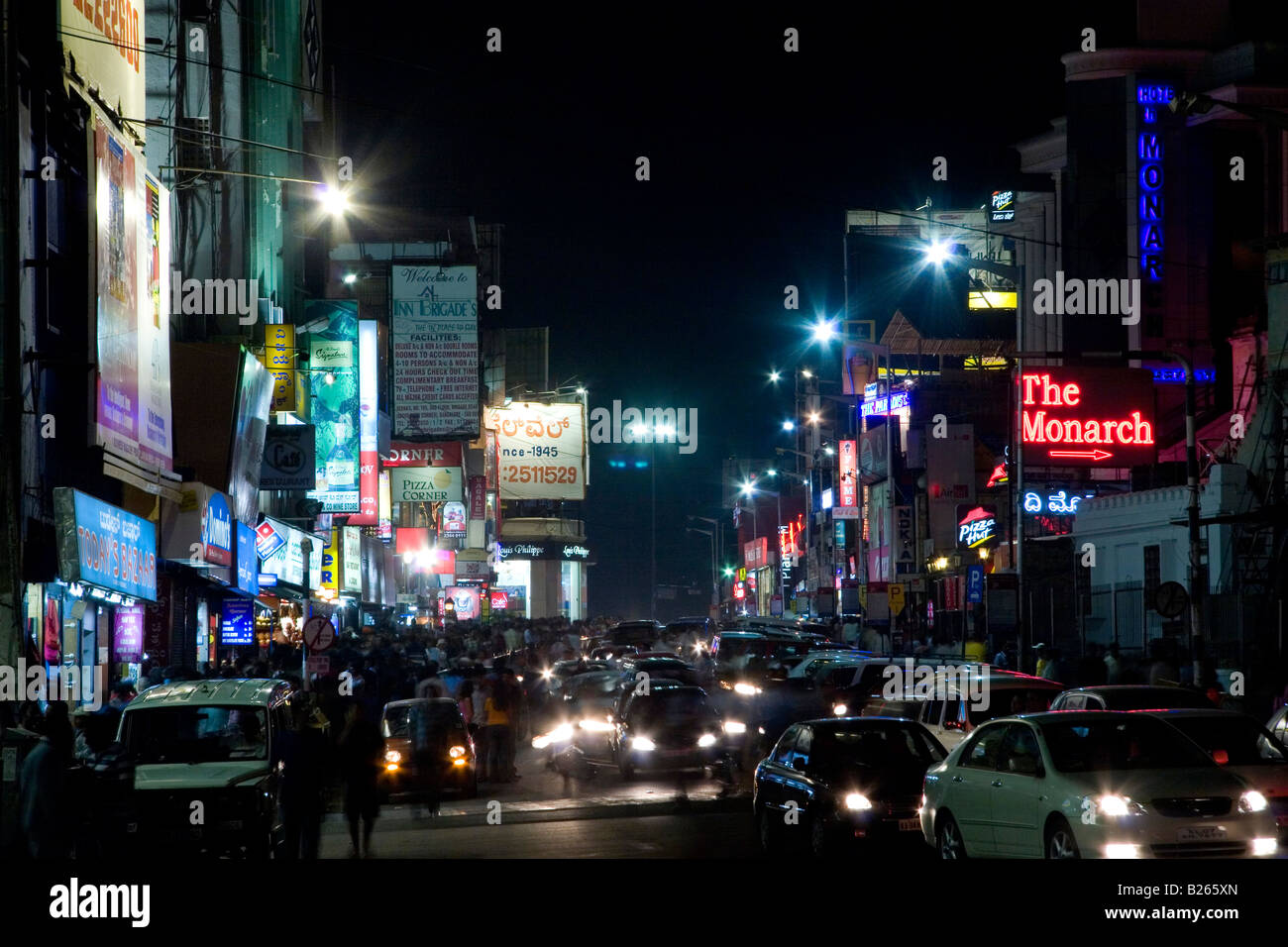 Brigade road bangalore -Fotos und -Bildmaterial in hoher Auflösung – Alamy