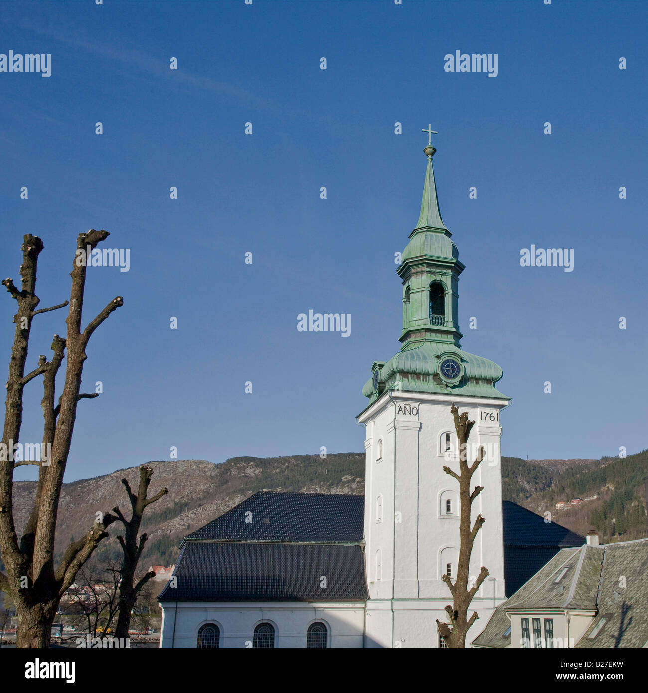 Nykirken weiße Steinkirche in Bergen, eine Stadt an der West Küste von ...