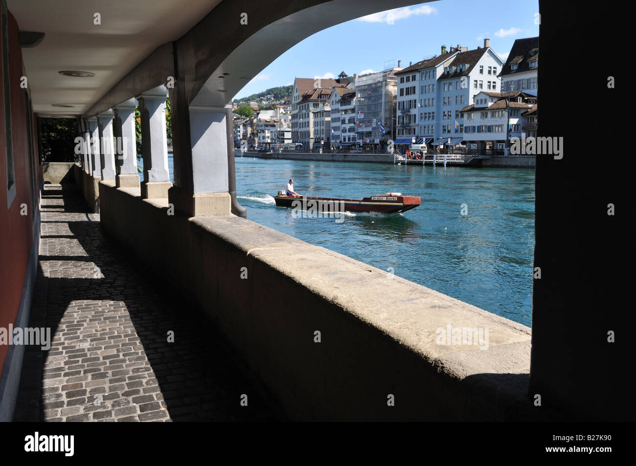 Promenade river limmat schipfe zürich -Fotos und -Bildmaterial in hoher ...