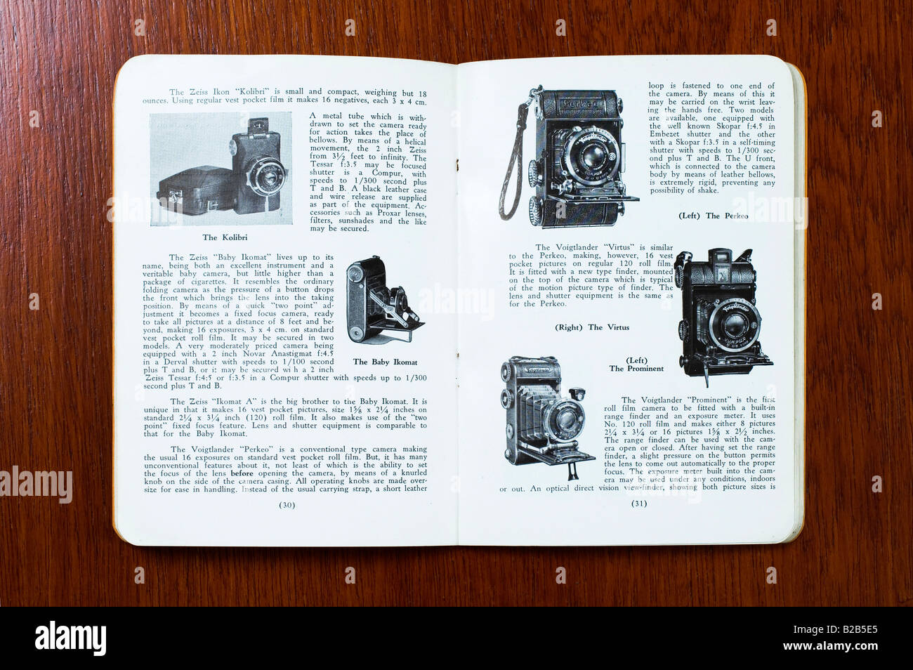 Seiten eine alte fotografische Anleitung mit Bildern von Voightlander ...