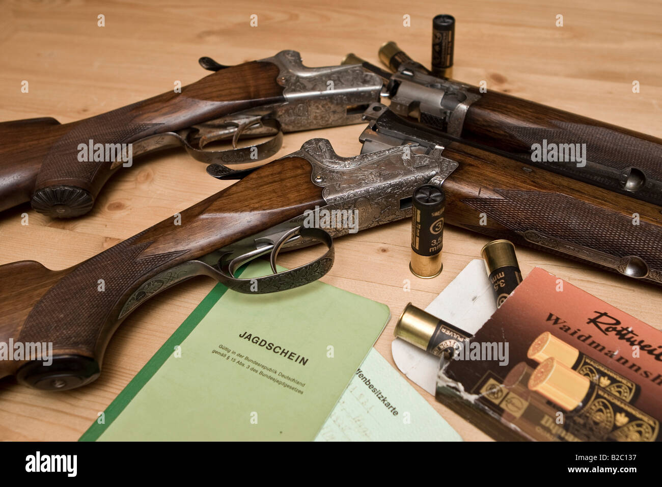 Lange jagdgewehre -Fotos und -Bildmaterial in hoher Auflösung – Alamy