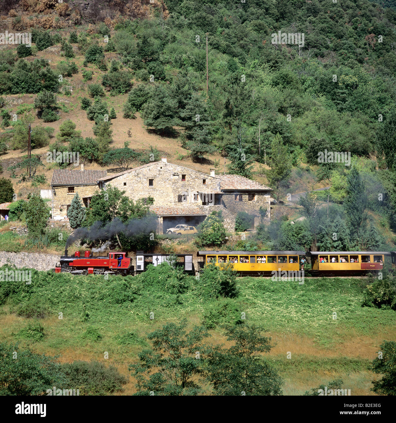 Chemin De Fer du Vivarais touristische Dampfeisenbahn im Departement ...