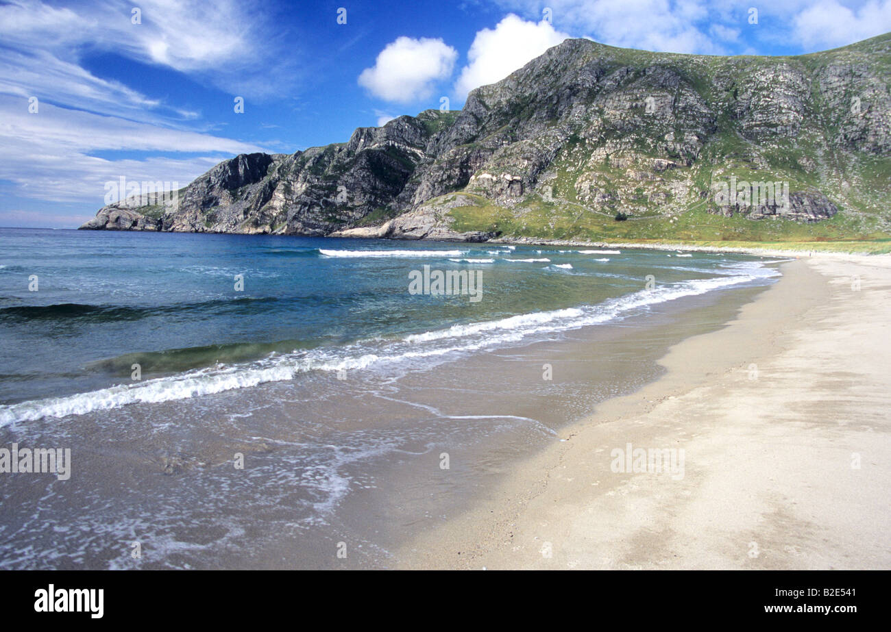 Strand in Ervik auf Halbinsel Stadlandet in Norwegen Stockfotografie ...