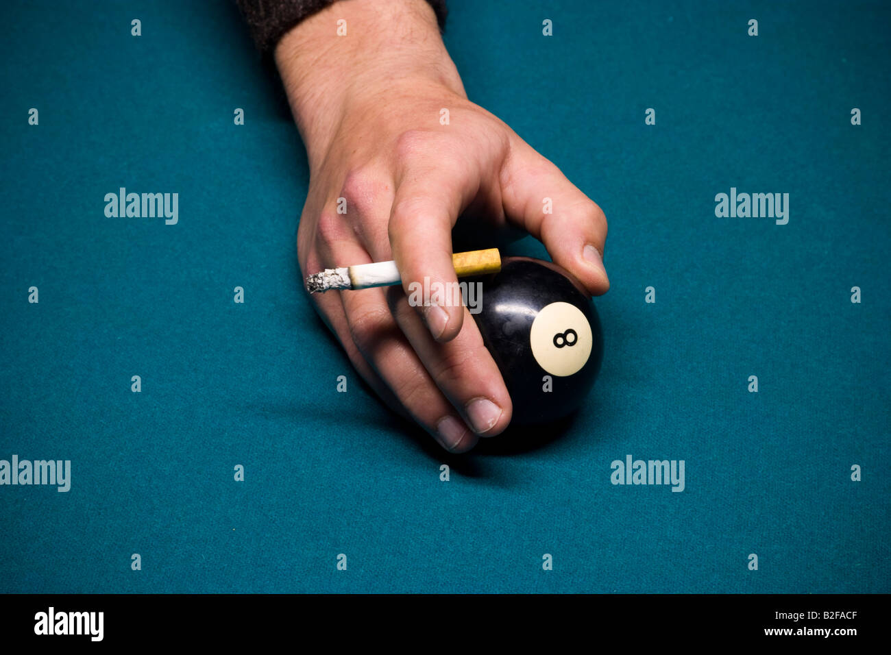 Billard acht ball -Fotos und -Bildmaterial in hoher Auflösung – Alamy