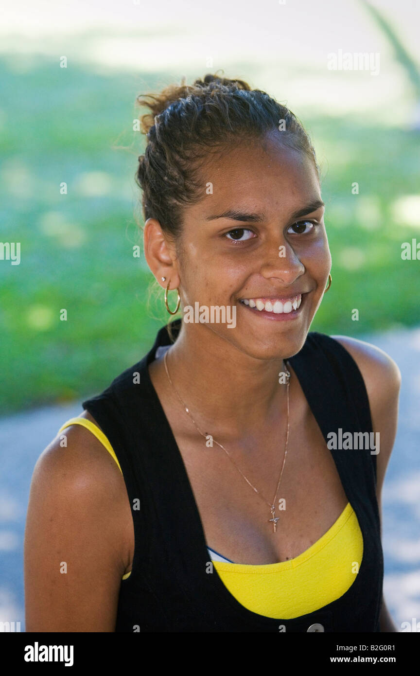 Aboriginal australian woman -Fotos und -Bildmaterial in hoher Auflösung ...