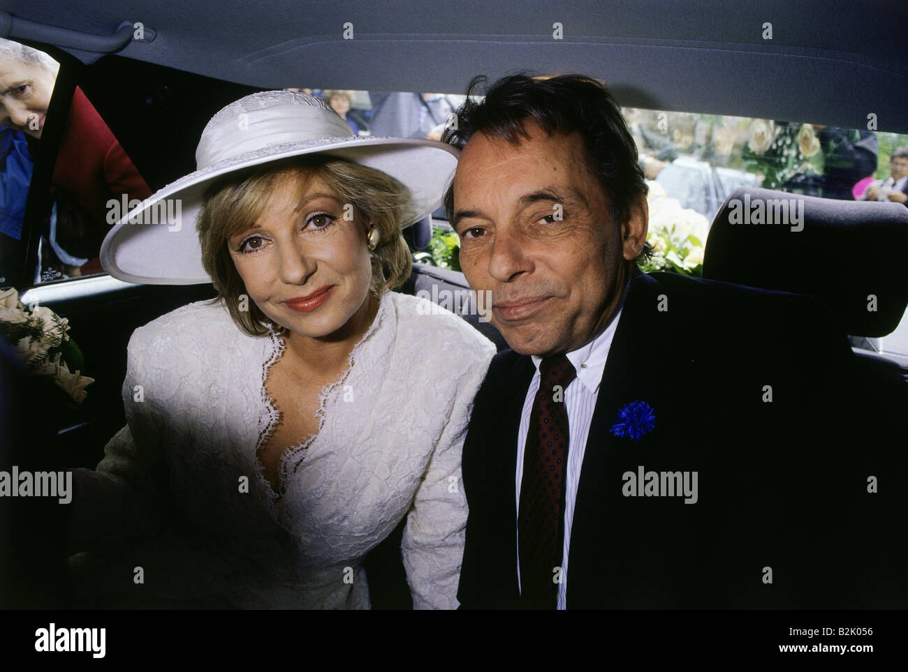 Berghoff, Dagmar, * 25.1.1943, deutsche Moderatorin, halbe Länge, mit ...