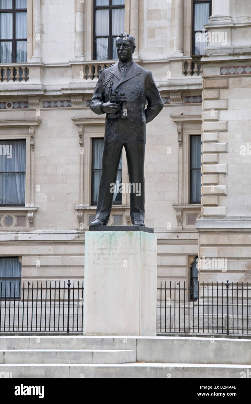 Statue des earl mountbatten -Fotos und -Bildmaterial in hoher Auflösung ...