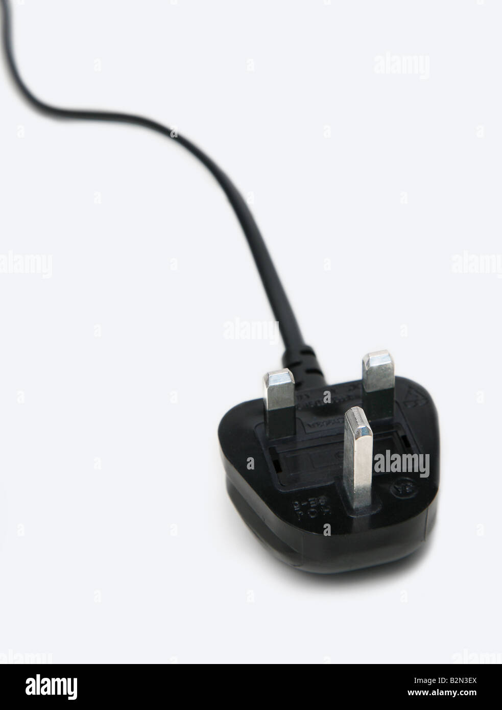 Dreipoliger stecker -Fotos und -Bildmaterial in hoher Auflösung – Alamy