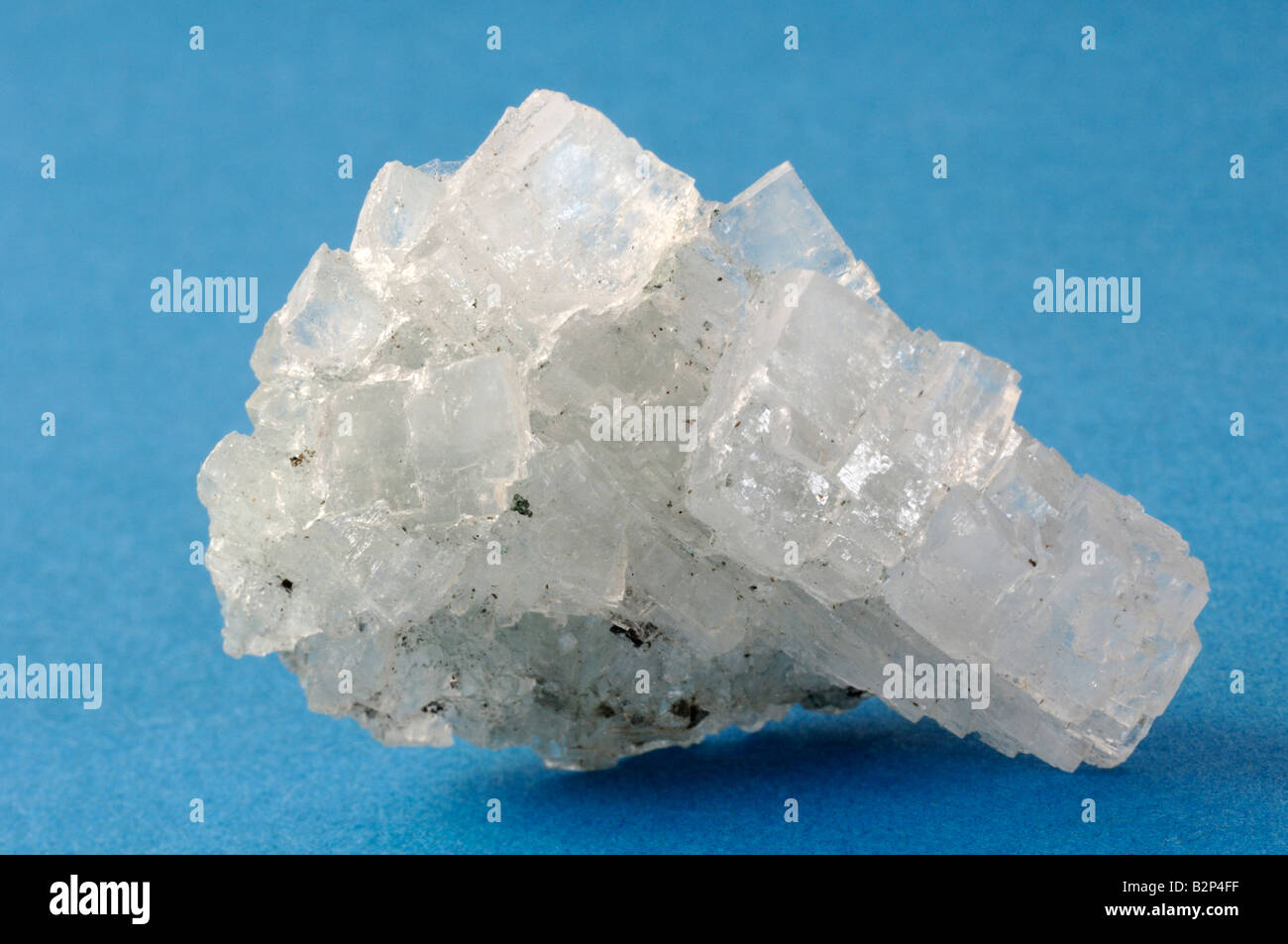 Halite salt crystals -Fotos und -Bildmaterial in hoher Auflösung – Alamy