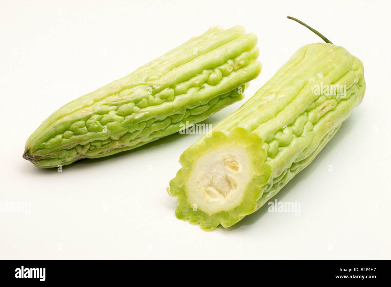 Balsambirne, Bittermelone (Momordica Charantia), Obst, Studio Bild ...