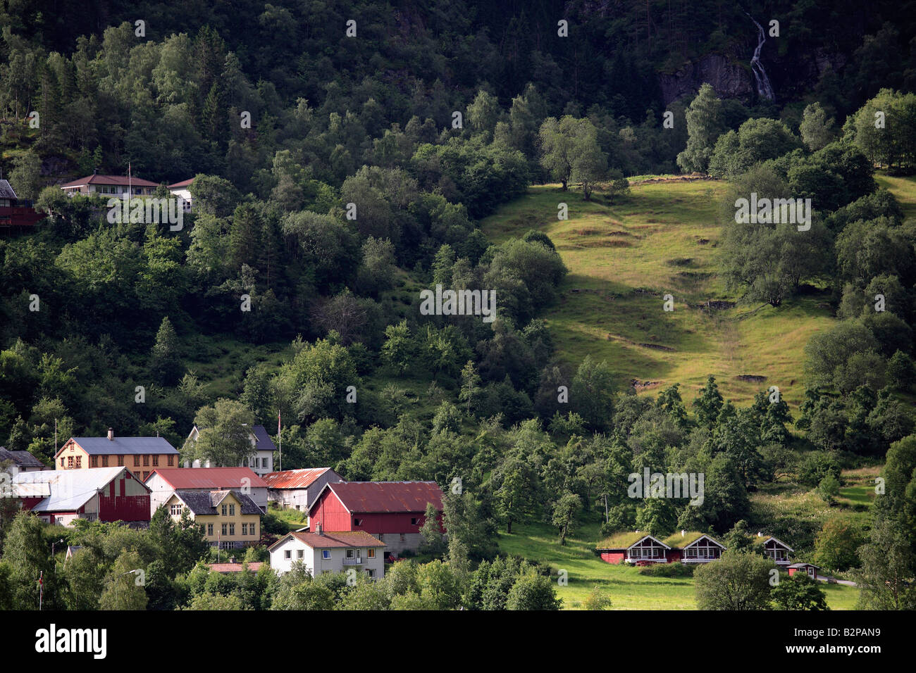 Geiranger village -Fotos und -Bildmaterial in hoher Auflösung – Alamy