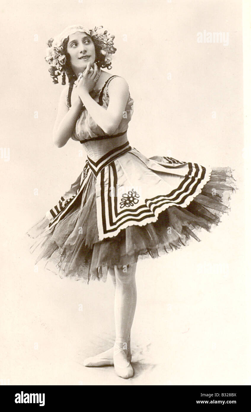 Russian ballet dancer anna pavlova -Fotos und -Bildmaterial in hoher ...