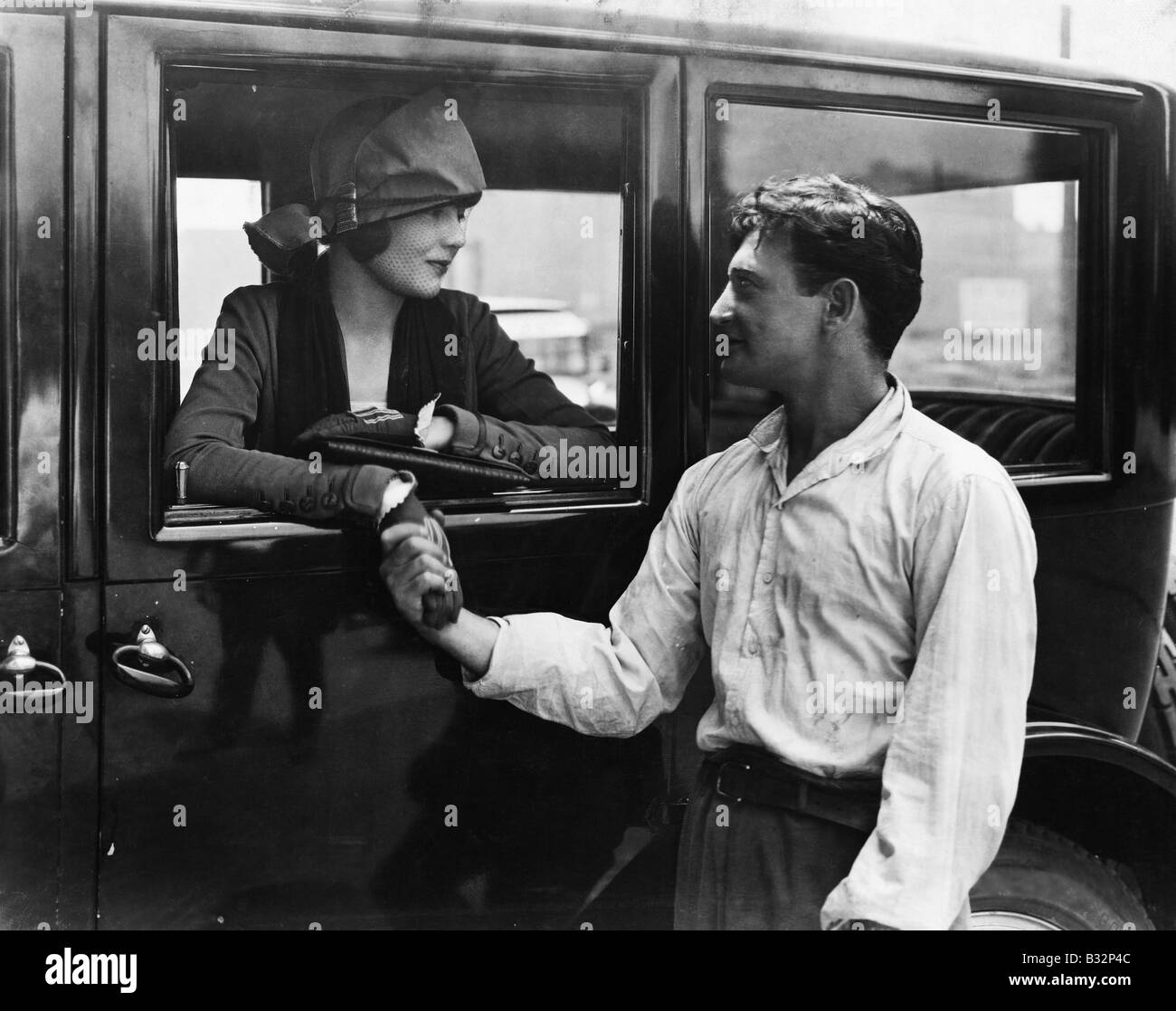 Mann Abschied von Frau im Auto Stockfotografie - Alamy