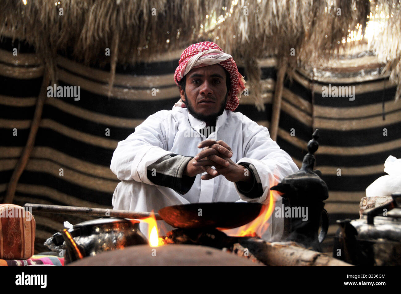 Bedouin tent israel -Fotos und -Bildmaterial in hoher Auflösung – Alamy