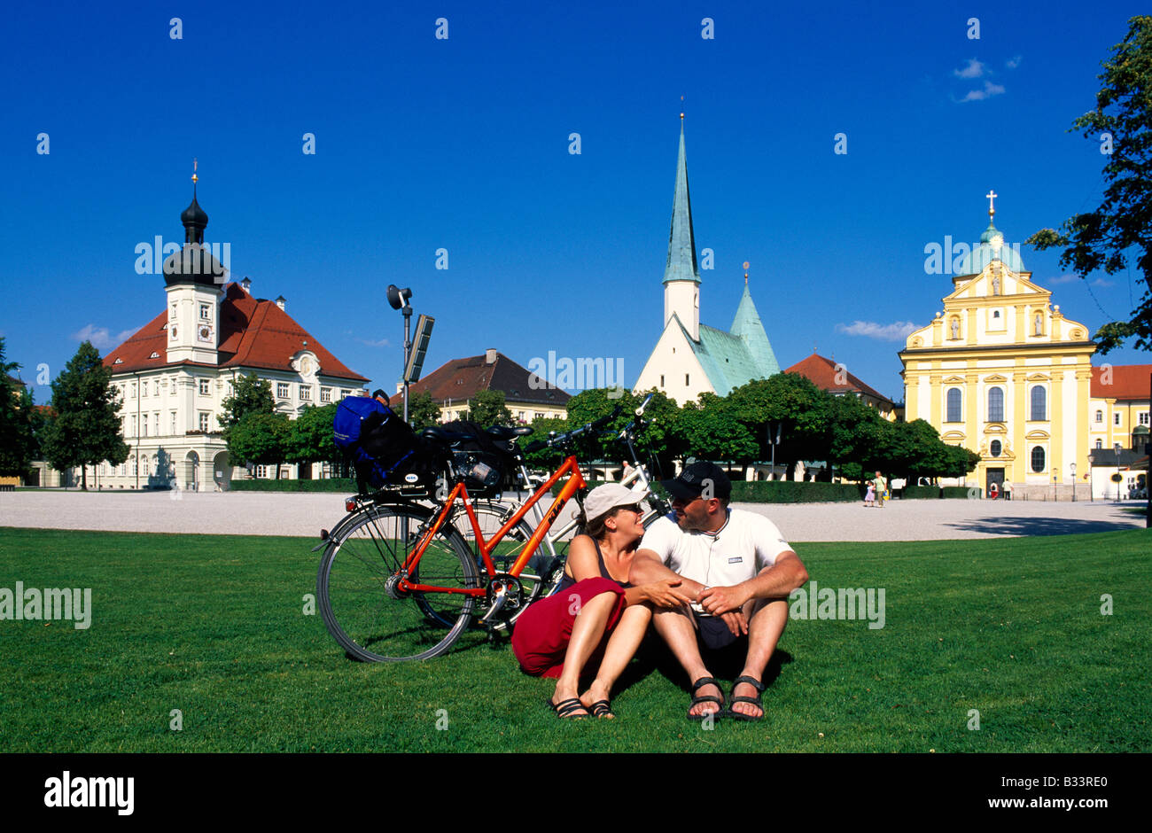 Kapellplatz Altötting Niederbayern Bayern Deutschland Stockfotografie ...