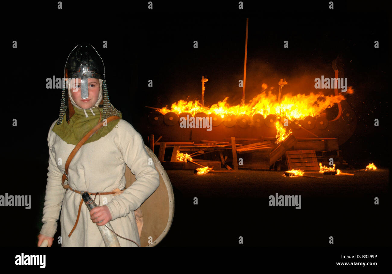 Wikinger reenactment -Fotos und -Bildmaterial in hoher Auflösung – Alamy