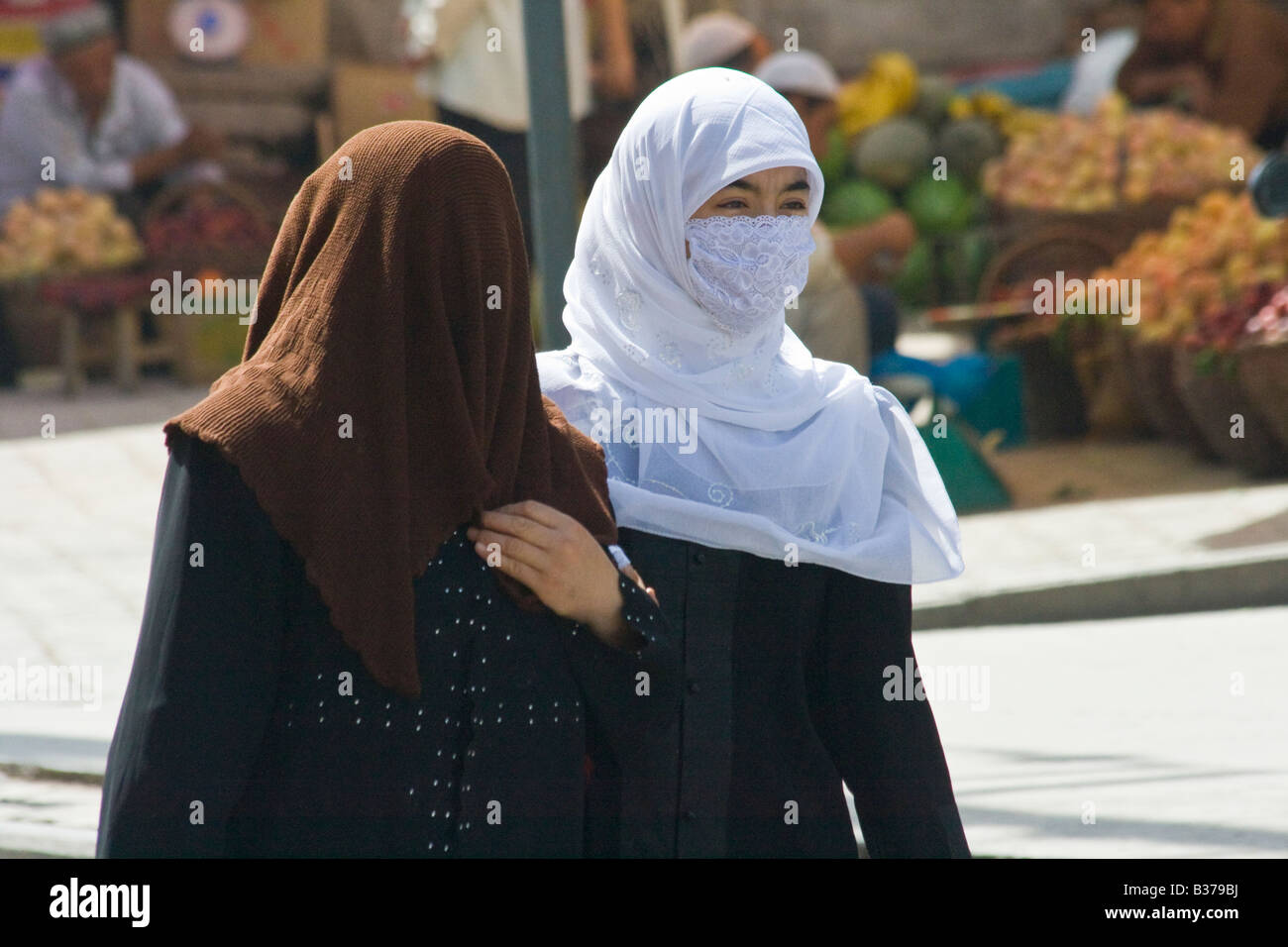 Kashgar xinjiang china uighur women -Fotos und -Bildmaterial in hoher ...