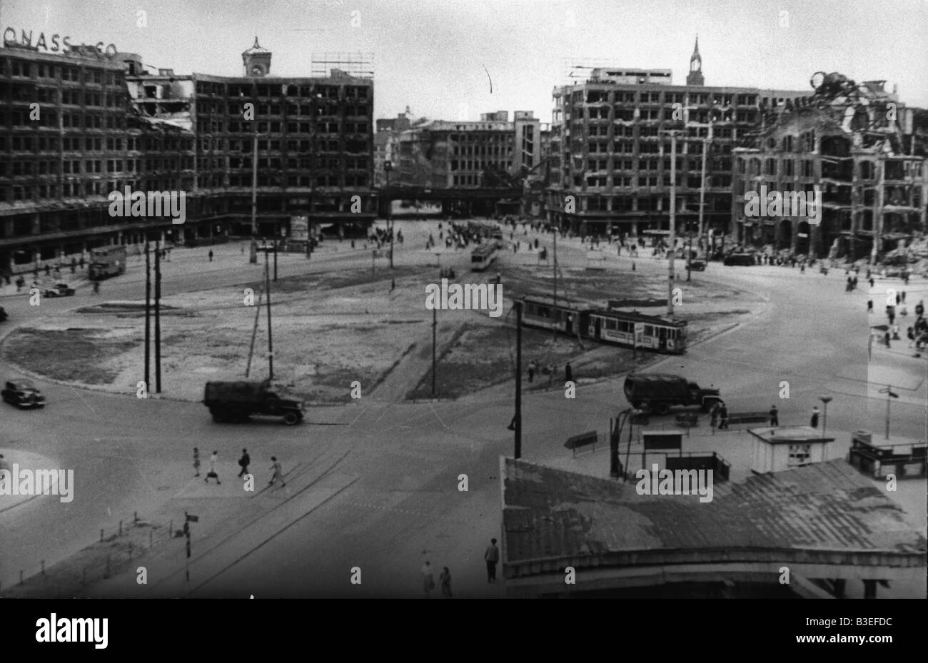Berlin, Alexanderplatz / Foto 1946 Stockfotografie - Alamy