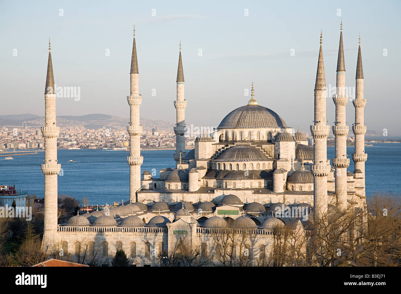 Blaue Moschee Gebaut Stockfotos und -bilder Kaufen - Alamy