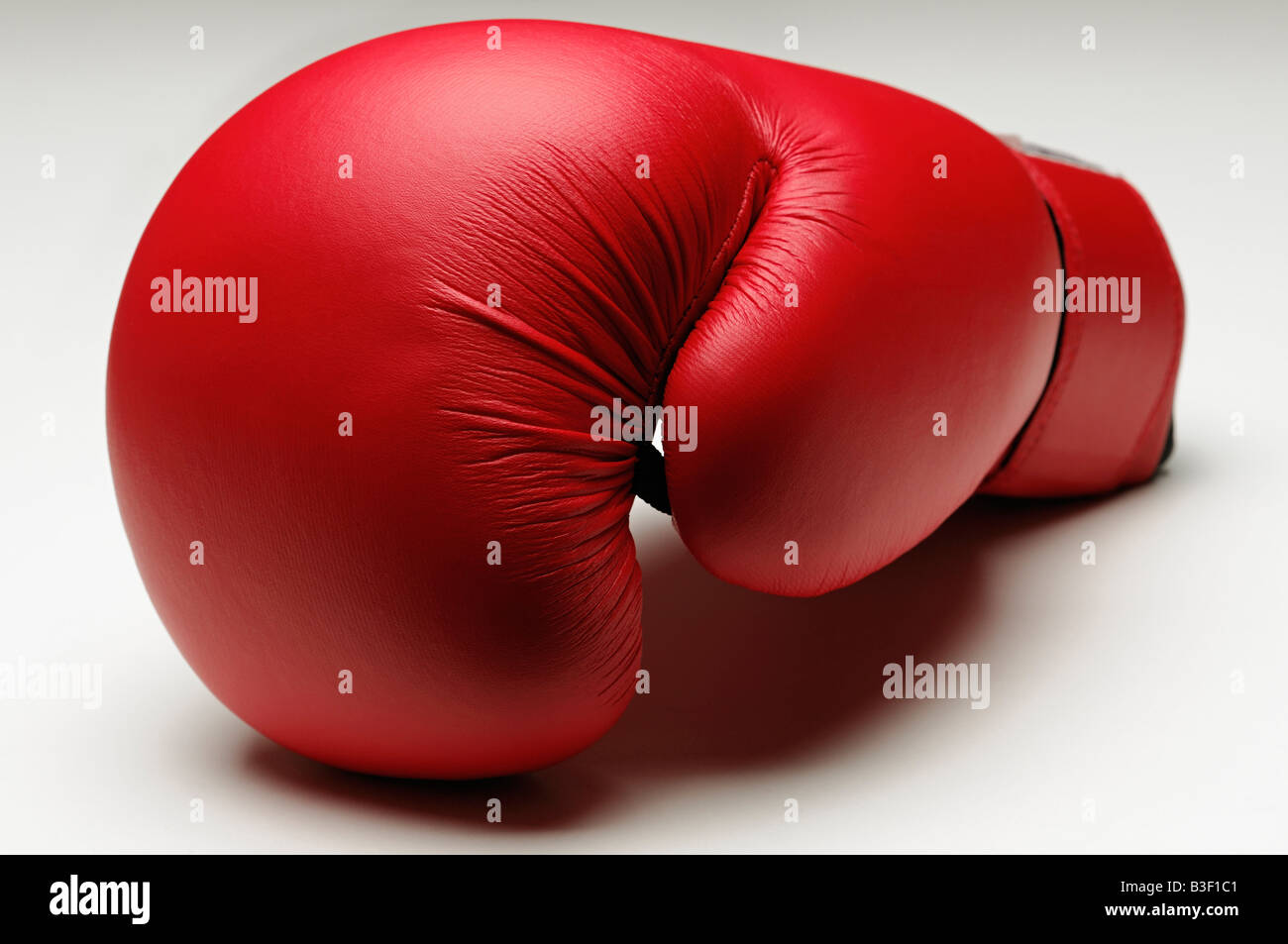 Glove gloves -Fotos und -Bildmaterial in hoher Auflösung – Alamy