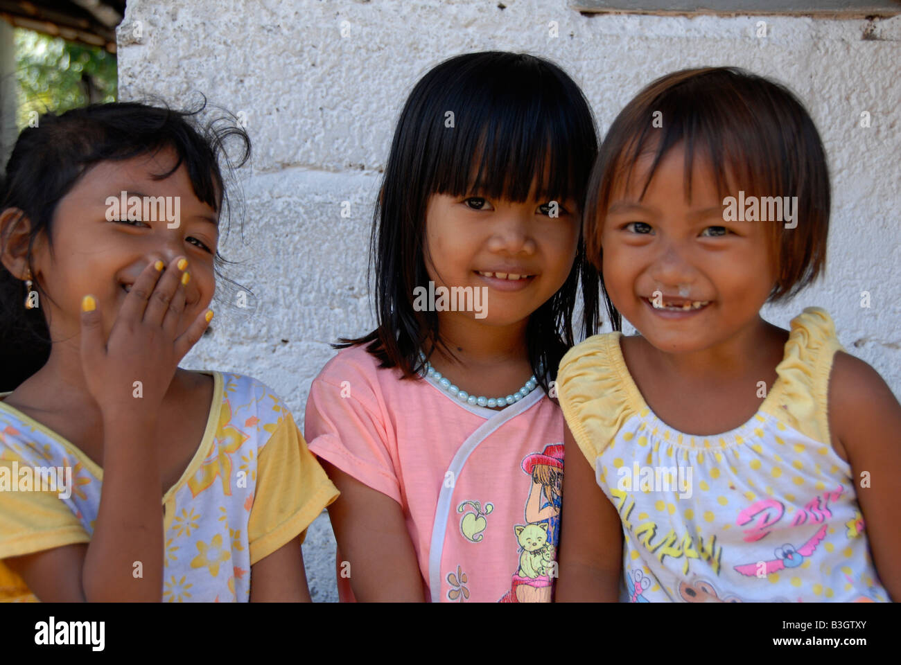 Girl child poor bali poverty -Fotos und -Bildmaterial in hoher ...