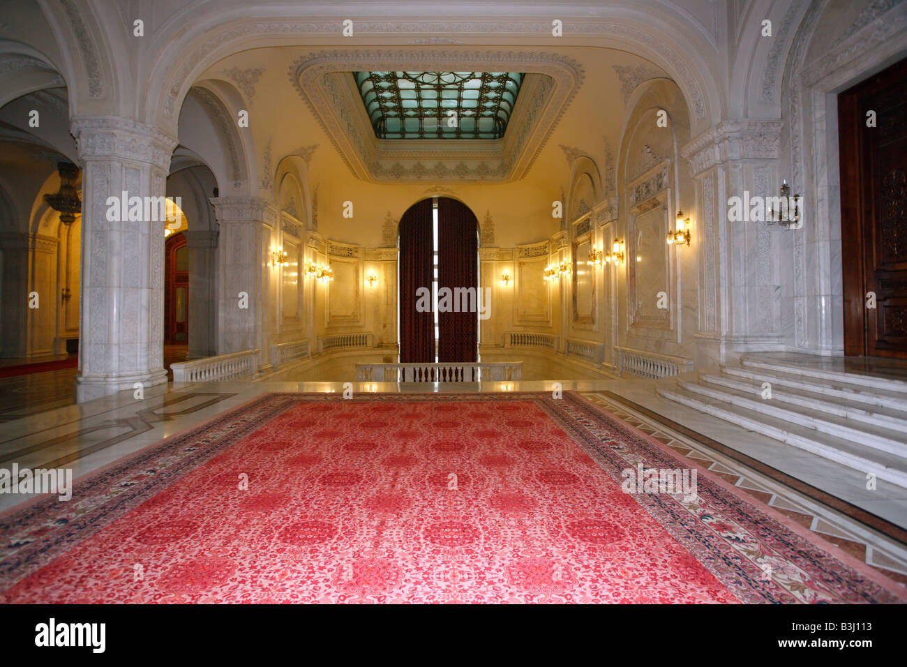 Ceausescus palast -Fotos und -Bildmaterial in hoher Auflösung – Alamy