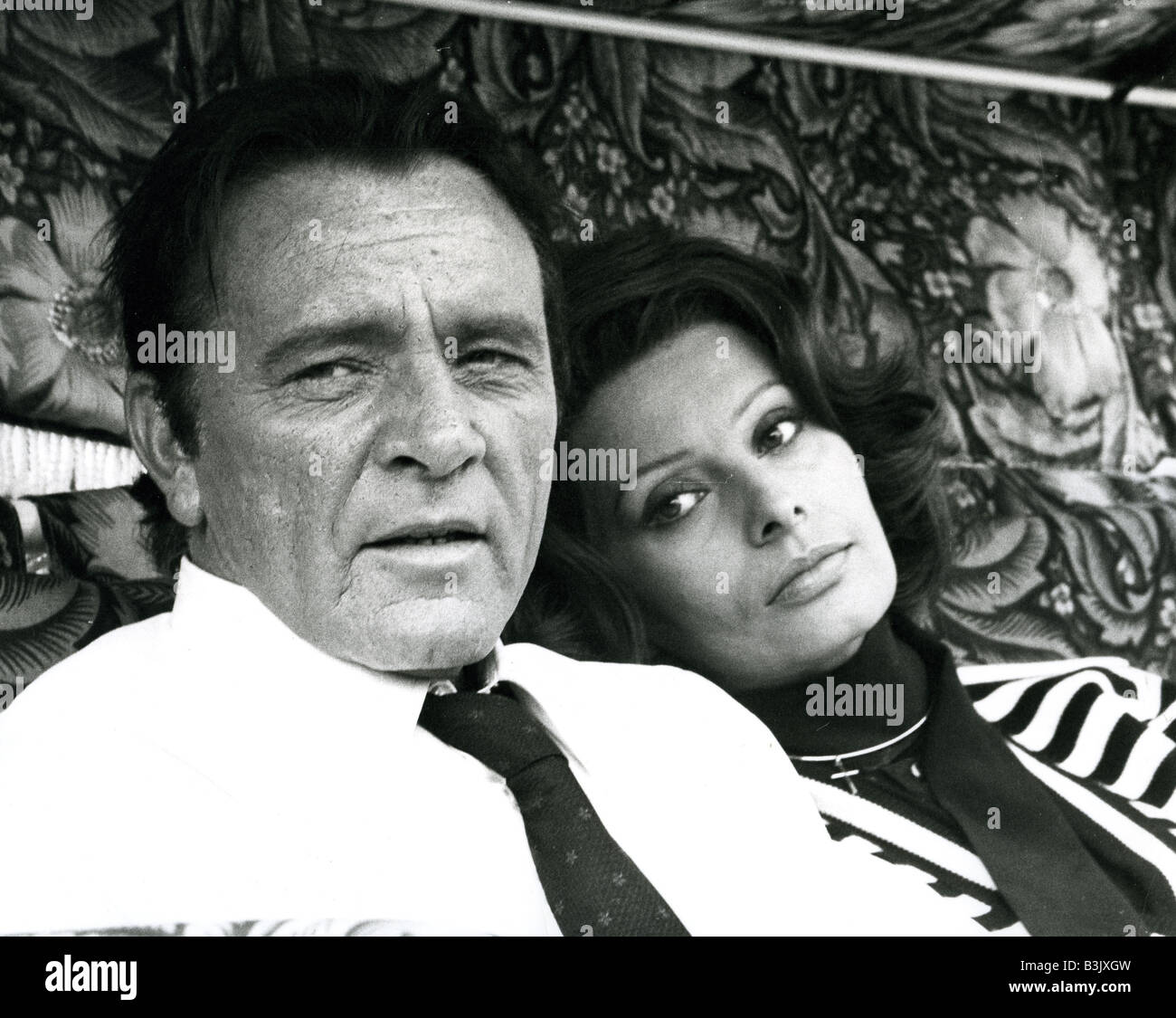 Sophia loren und richard burton -Fotos und -Bildmaterial in hoher ...